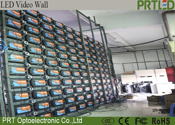 China CE FCC Certificated UHD LED Display with Front Maintenance P1.923 panel supplier
