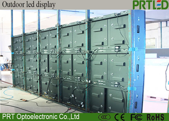 China Long Lifetime P8 SMD3535 LED Video Panels 7000 Nits For Sports Halls / Airports supplier